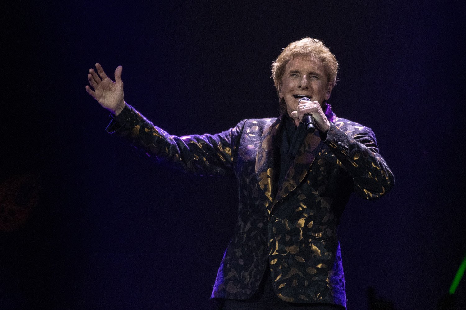 Barry Manilow In Concert At Cincinnati’s Heritage Bank Center