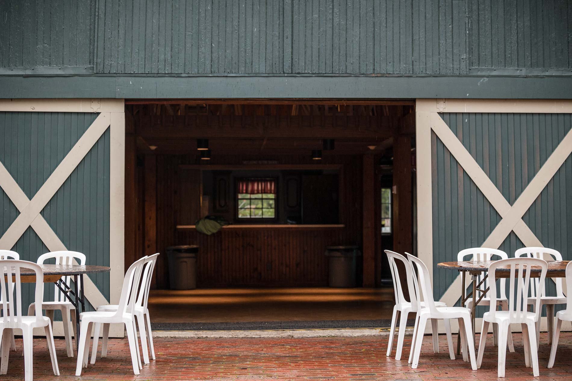 Benham’s Grove Centerville Ohio Wedding Photos & Information