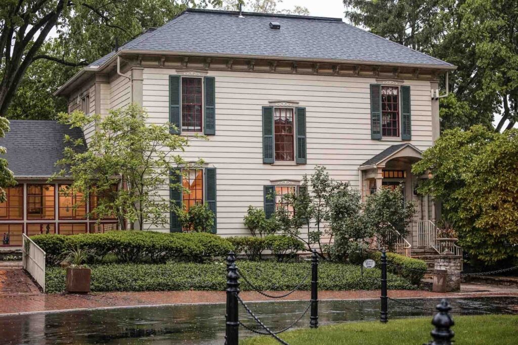 Benham’s Grove Centerville Ohio Wedding Photos & Information