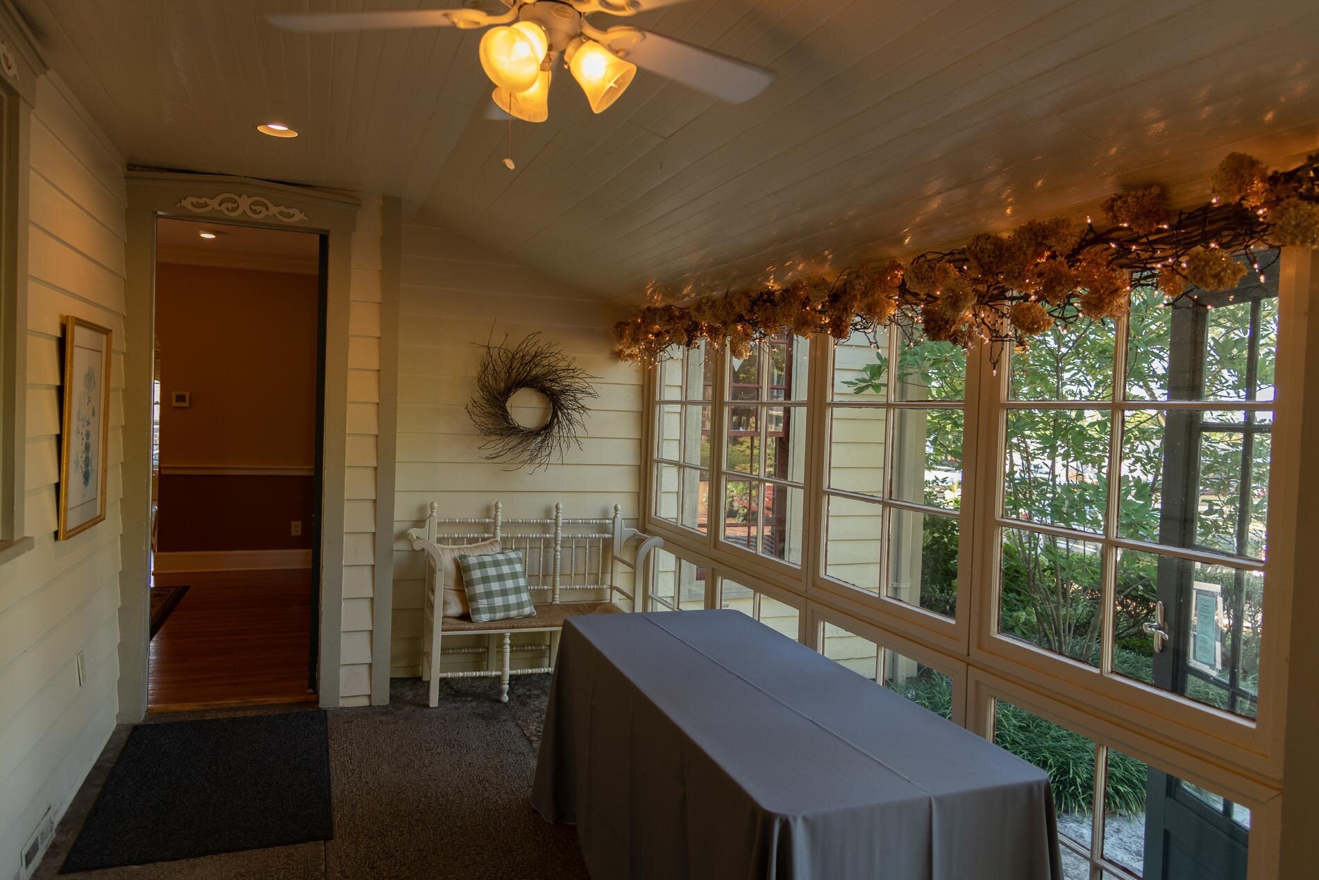 Benham’s Grove Centerville Ohio Wedding Photos & Information