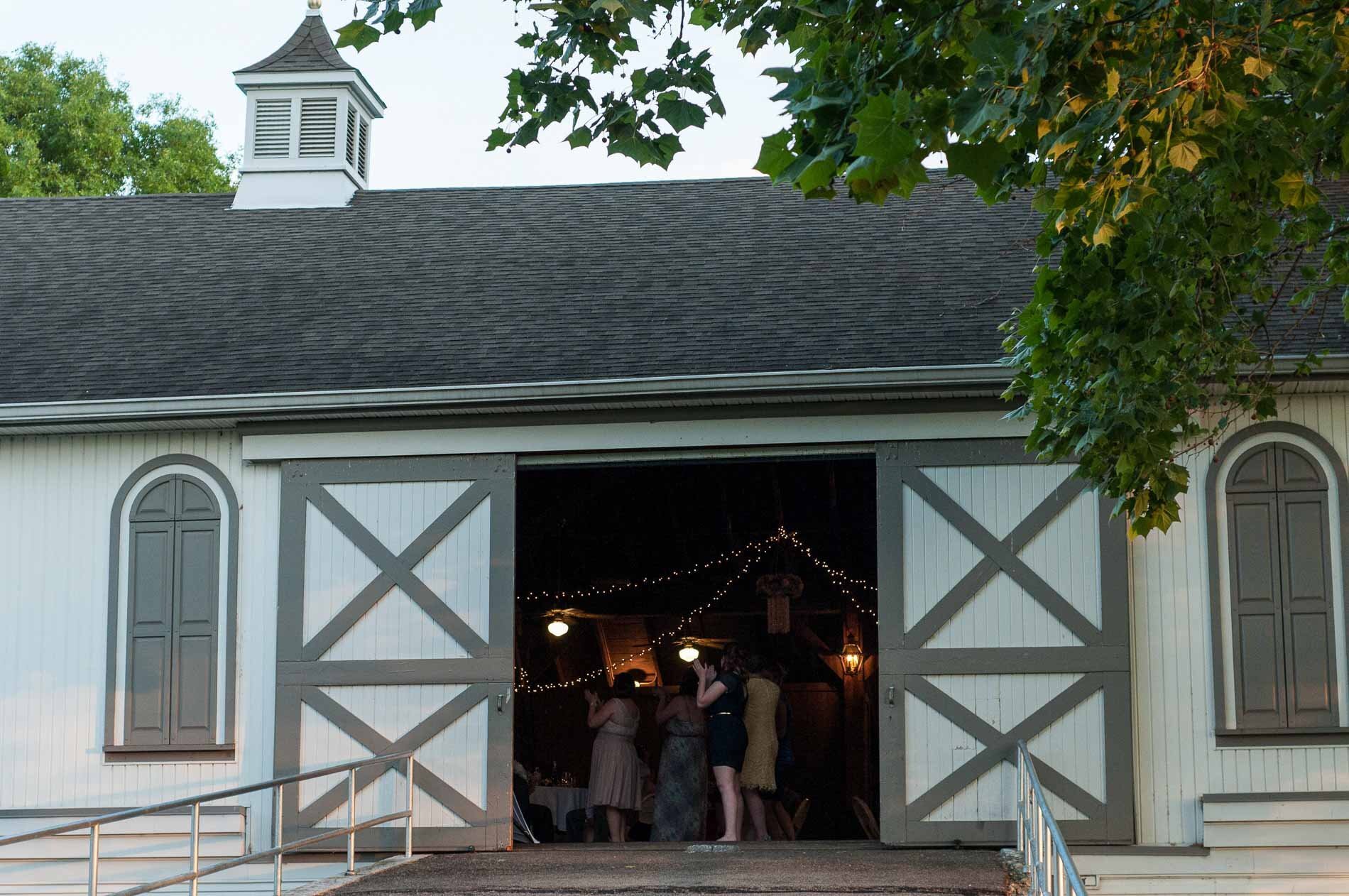 Kettering’s Polen Farm Wedding Venue Photos & Information