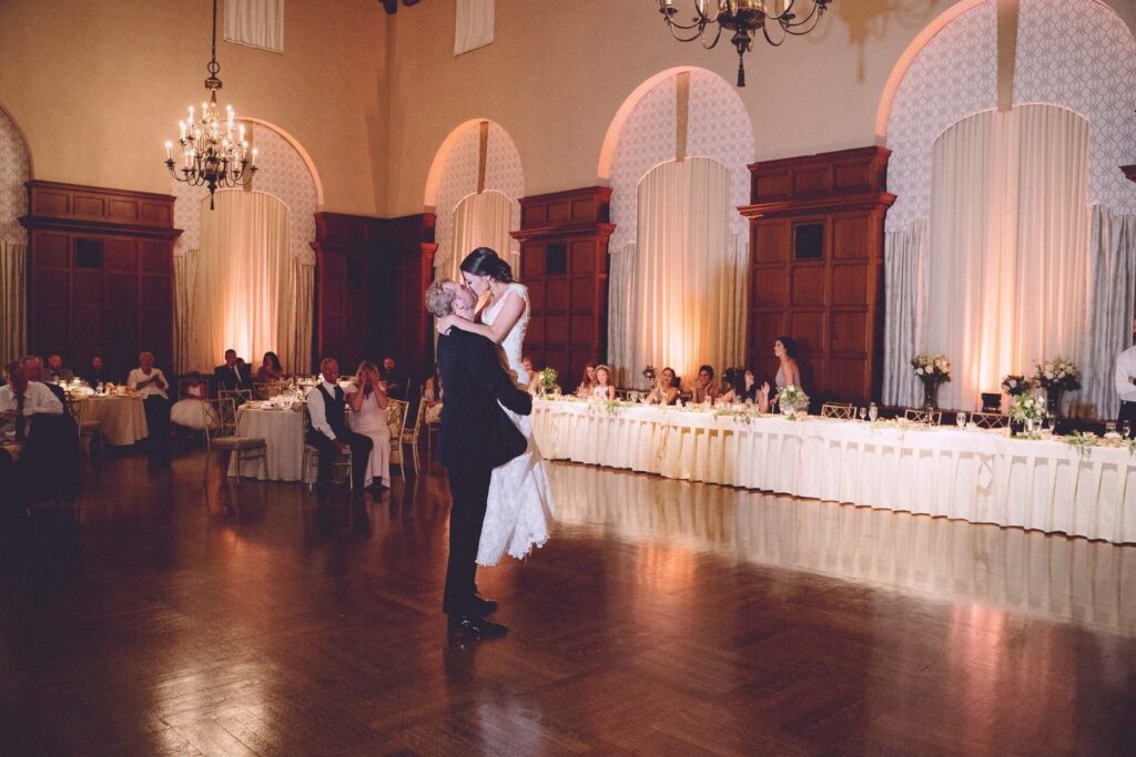 The Cincinnati Club Wedding And Reception Photos & Information